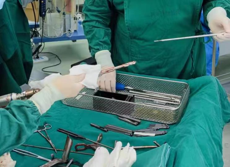 News - FNS with better anti-rotation effect is an effective alternative ...